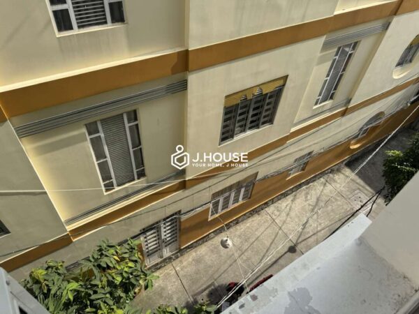 Bright Studio For Rent In District 1 Center - Lan Vũ Apartment | JHouse.vn