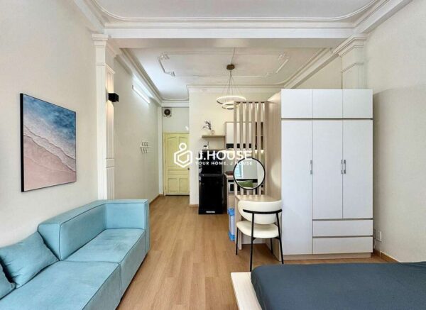 Studio With Private Washer & Balcony Near Landmark 81 - Minh Long ...